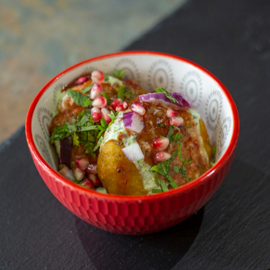 Aloo Tikki Chaat (with Chutney) – A-One's Samosas & Snacks
